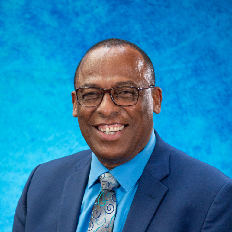 Hopeton Cousins - Fédération Adventiste du Quebec